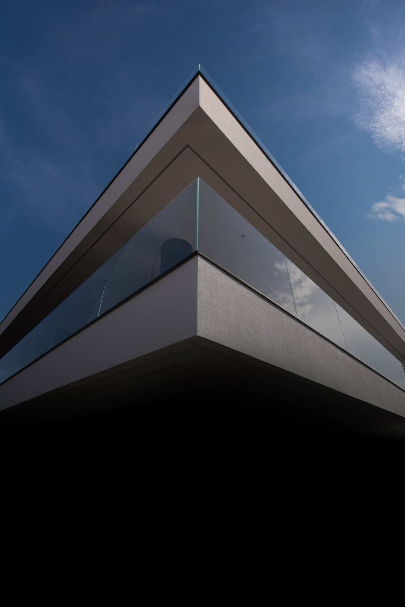 Slab House - mode:lina™ -- mode:lina™