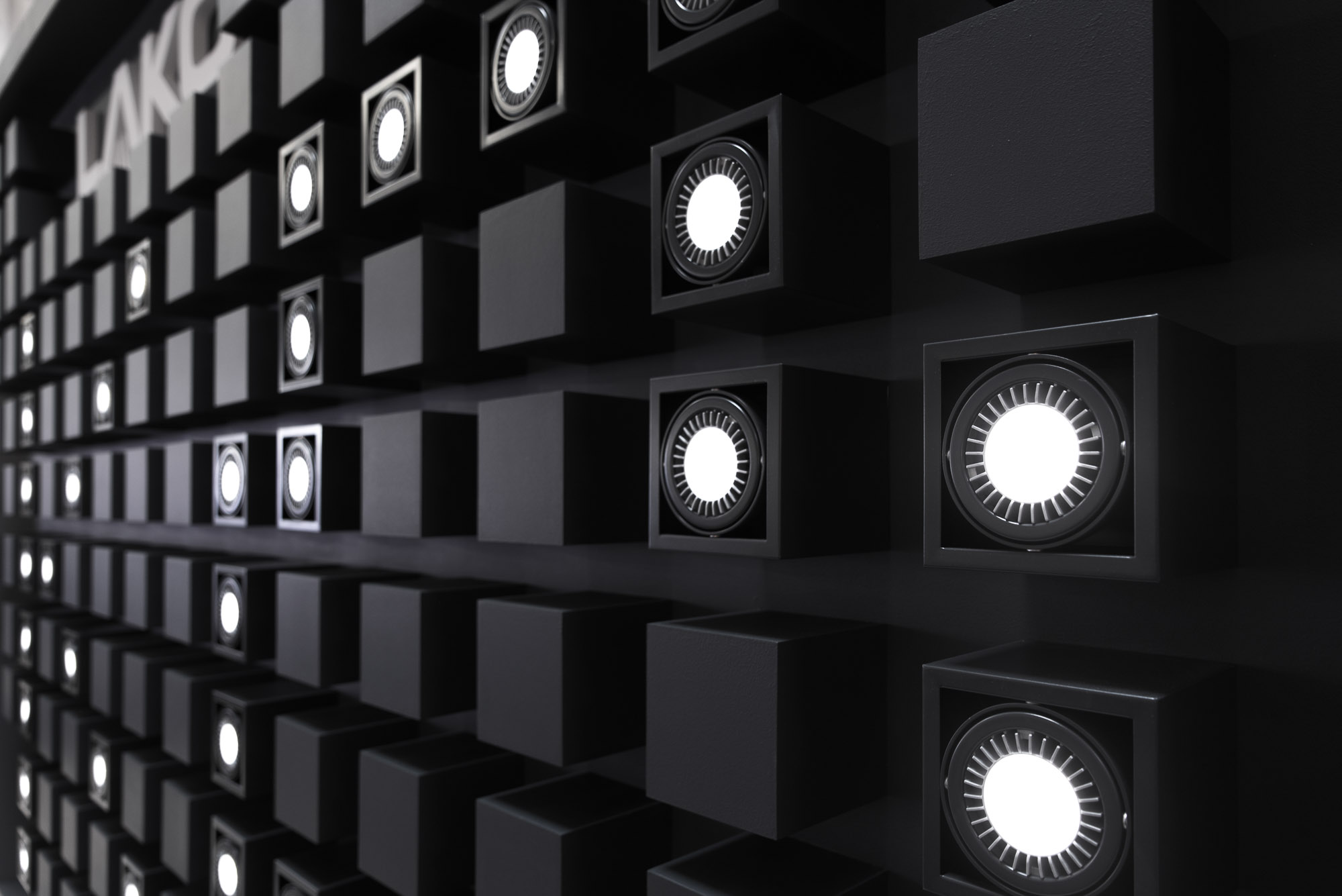 Lako Fair Stand - mode:lina™ -- mode:lina™